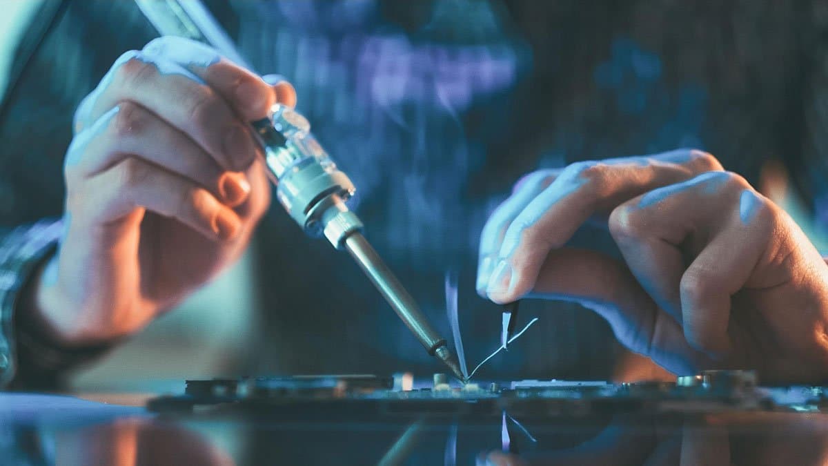 Electrical and Electronics Engineering - صفا للدراسة في تركيا